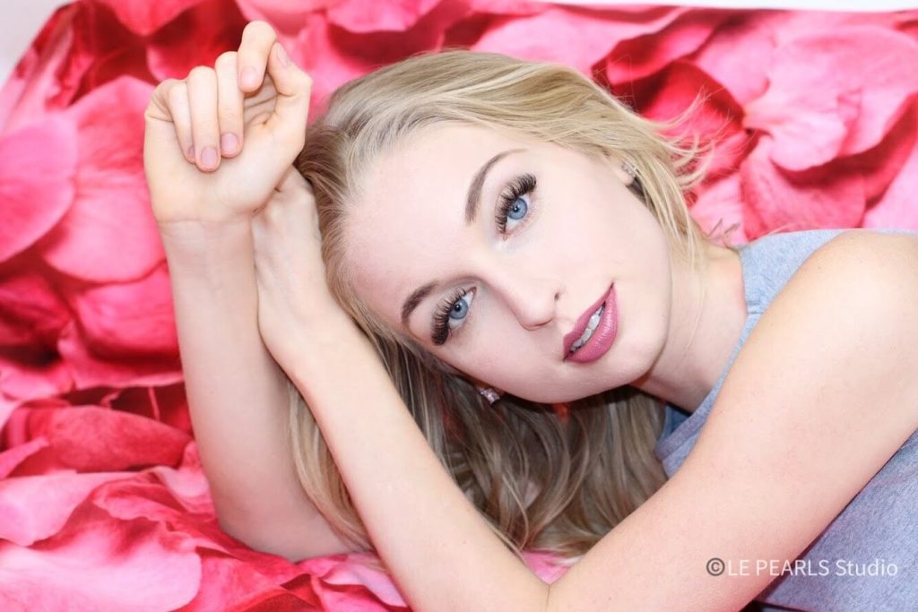 WHAT EYELASHES AND EYEBROWS DO TO PROTECT YOUR EYES? | Le Lash!